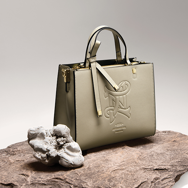 LYN เปิดตัว Online Store ทางเลือกใหม่ให้แฟชั่นนิสต้าและสาวก LYN ตัวจริง ...