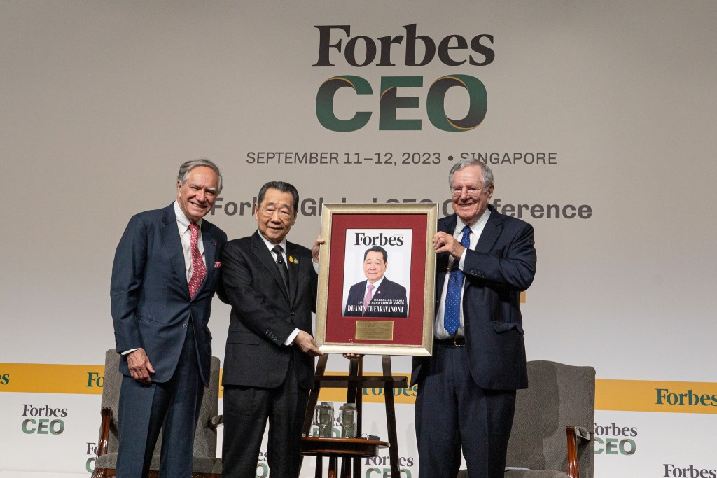 Forbes มอบรางวัล "MALCOLM S. FORBES LIFETIME ACHEIVEMENT" แก่ “ธนินท์ ...